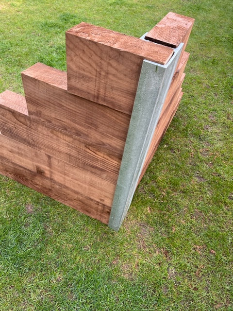 Heavy Gauge Retainer Post - Corner Post – Retainer Posts